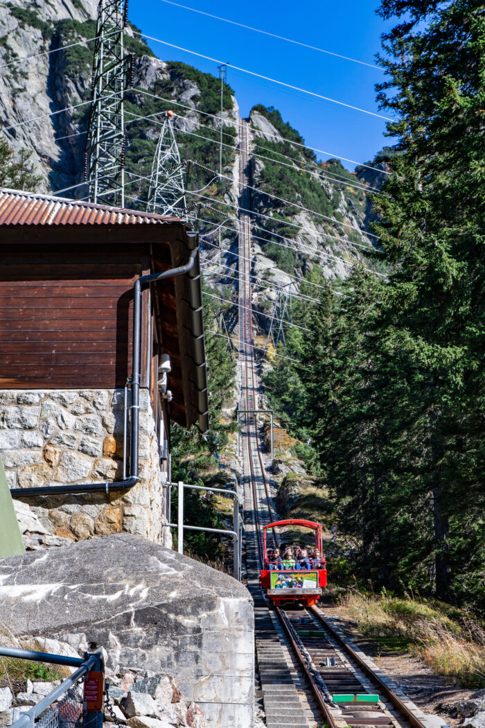 Gelmer Funicular Switzerland (Gelmerbahn) – SwissGlam.ch