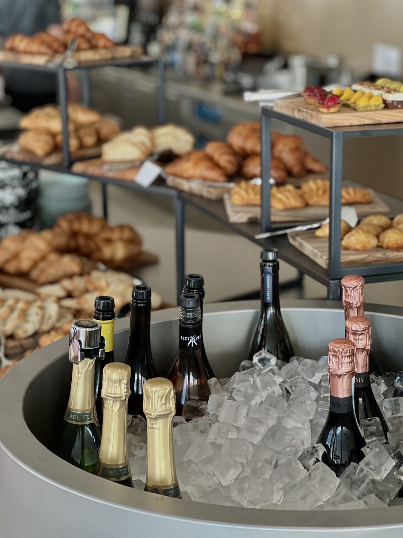 Brunch at LUX Restaurant & Bar – SwissGlam.ch