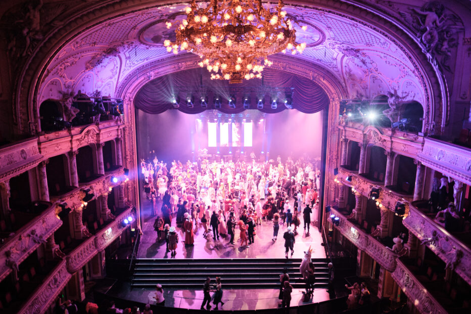 Overdress! Costume Party – Opera House Zurich 2023 | SwissGlam.ch