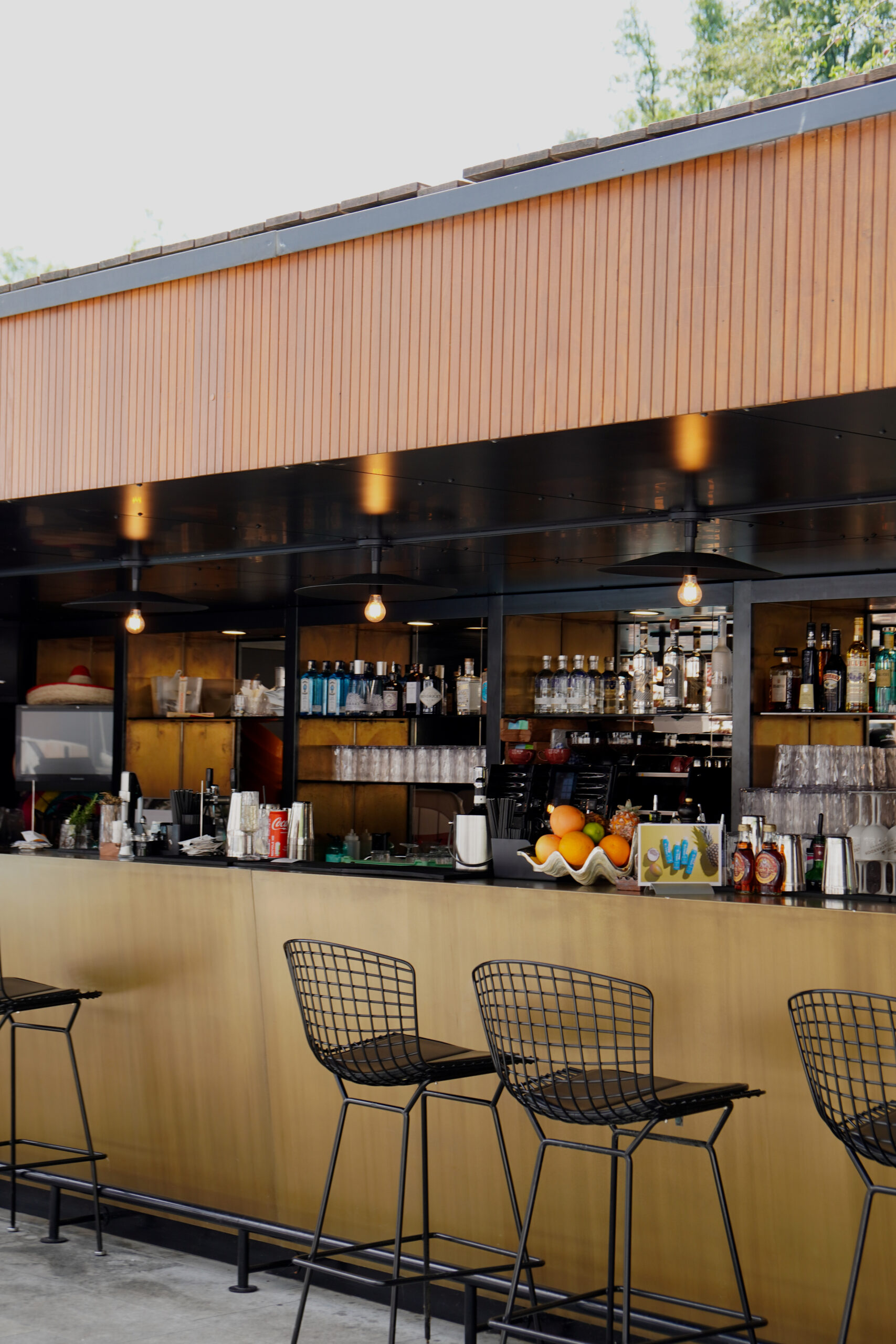 The Social Pool – FIVE Zurich Hotel – SwissGlam.ch