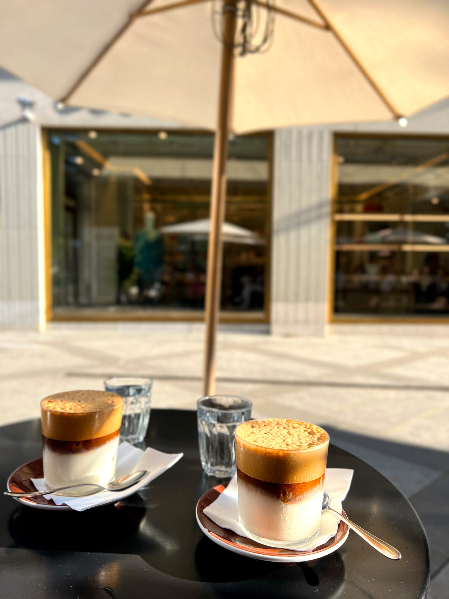 5 Top Coffee Shops & Cafés in Zürich | SwissGlam.ch