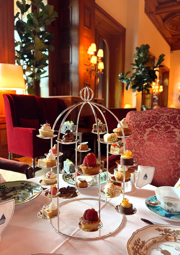 Top Restaurants in St. Moritz | SwissGlam.ch